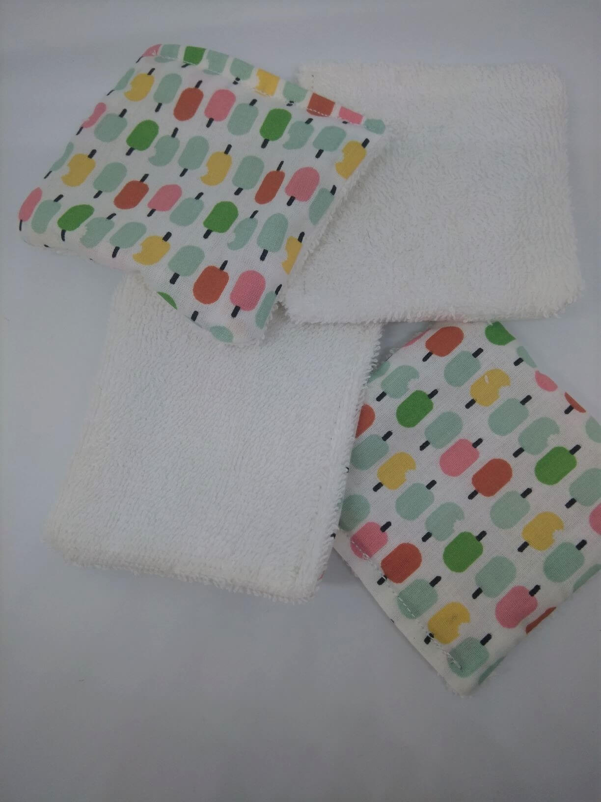 Utiliser des lingettes démaquillantes réutilisables | Ma Planète Zéro ...